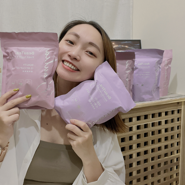 Chopsticks_Nails — Bio Site