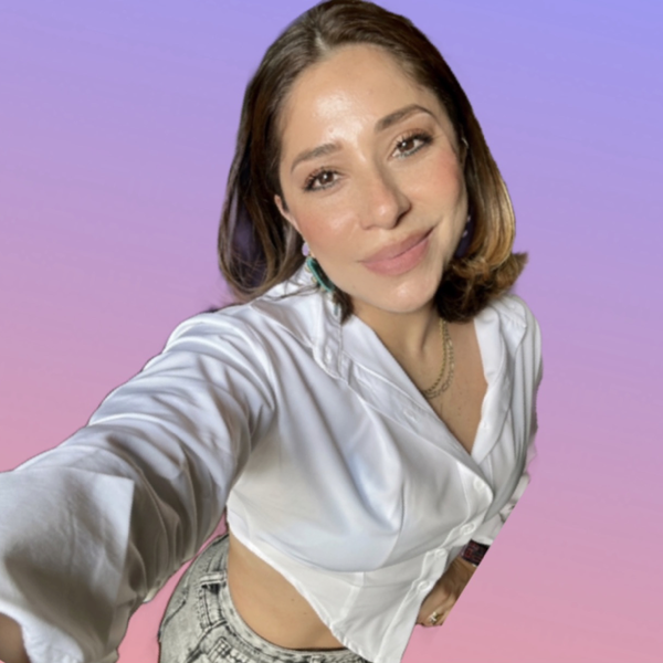 JENNY JAY — Bio Site