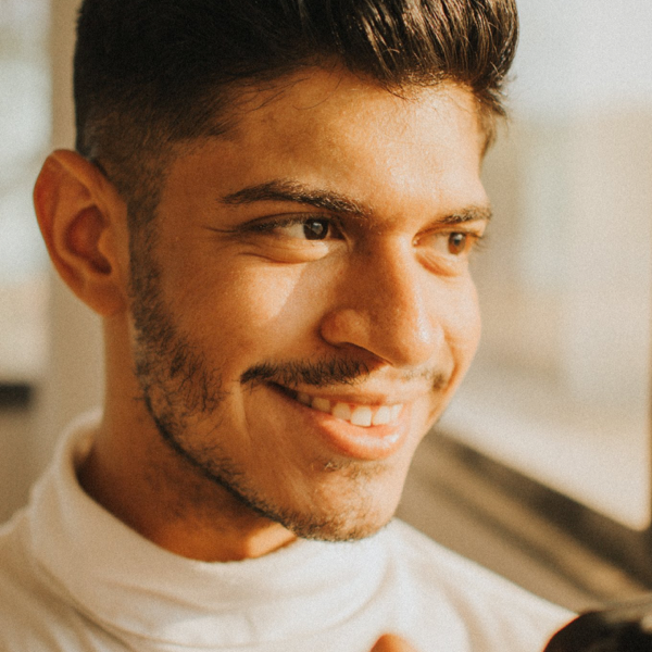 HUGO ALVES — Bio Site