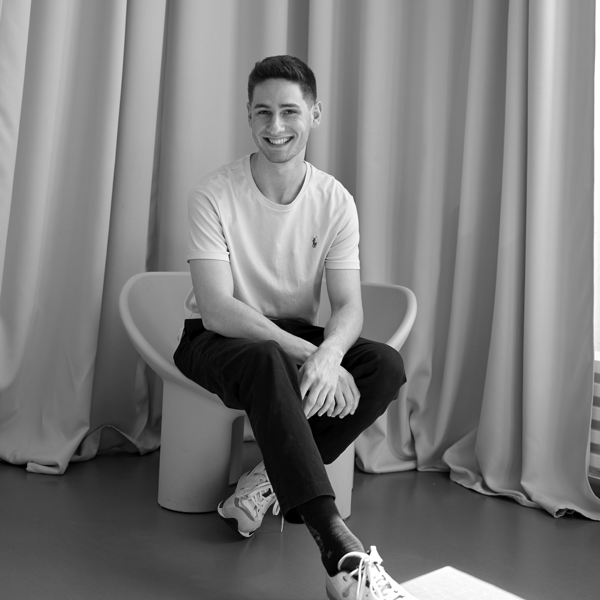 LEANDER FRANK — Bio Site