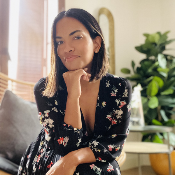 Alicia Puig — Bio Site