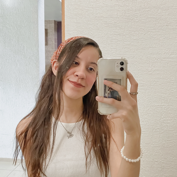 Angie Mae — Bio Site