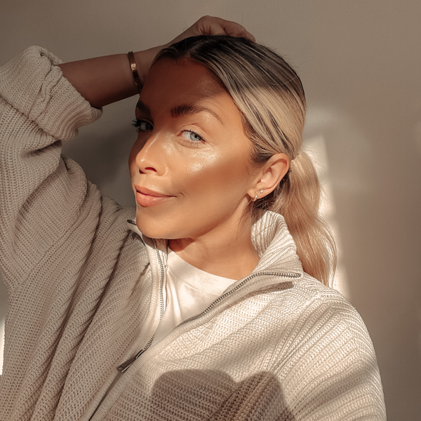 EMMA JANE HANSON — Bio Site