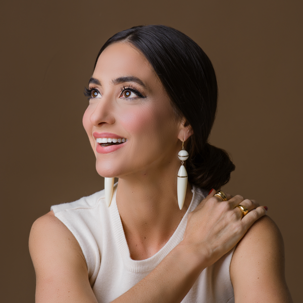 Marina Nova — Bio Site