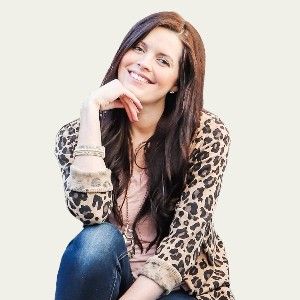 Chelsea — Bio Site