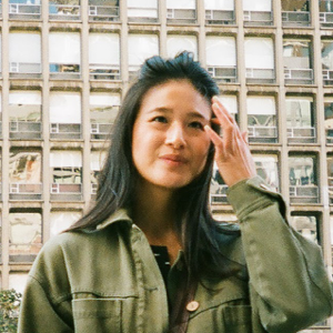 EMILY CHEN — Bio Site