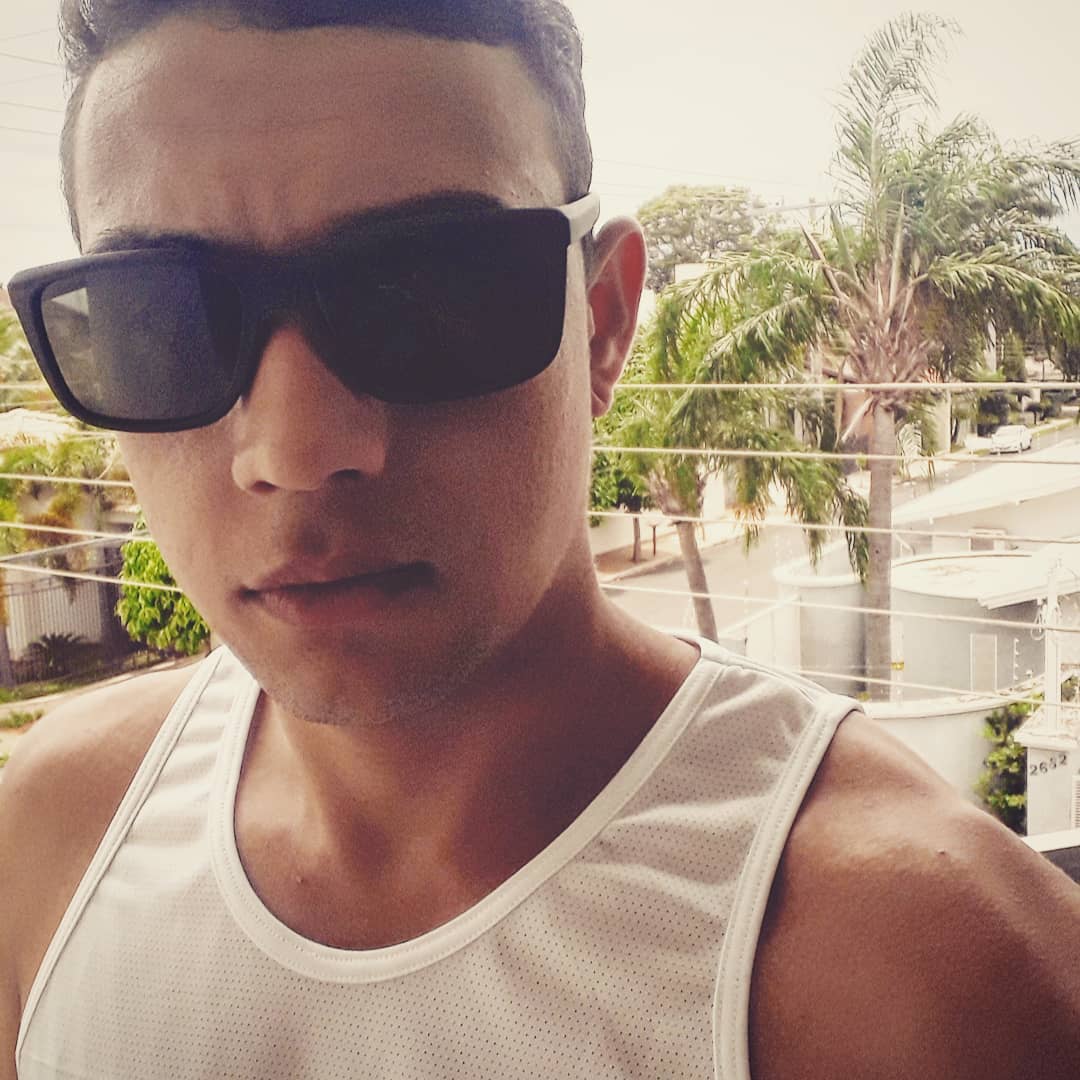 Leonardo Nunes — Bio Site