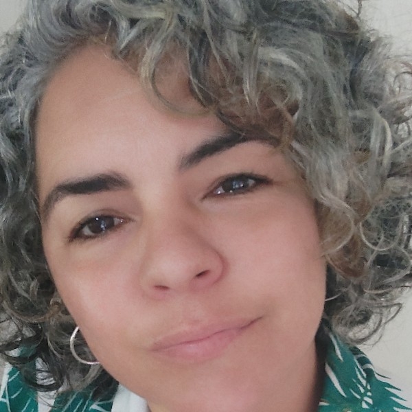 Christine — Bio Site