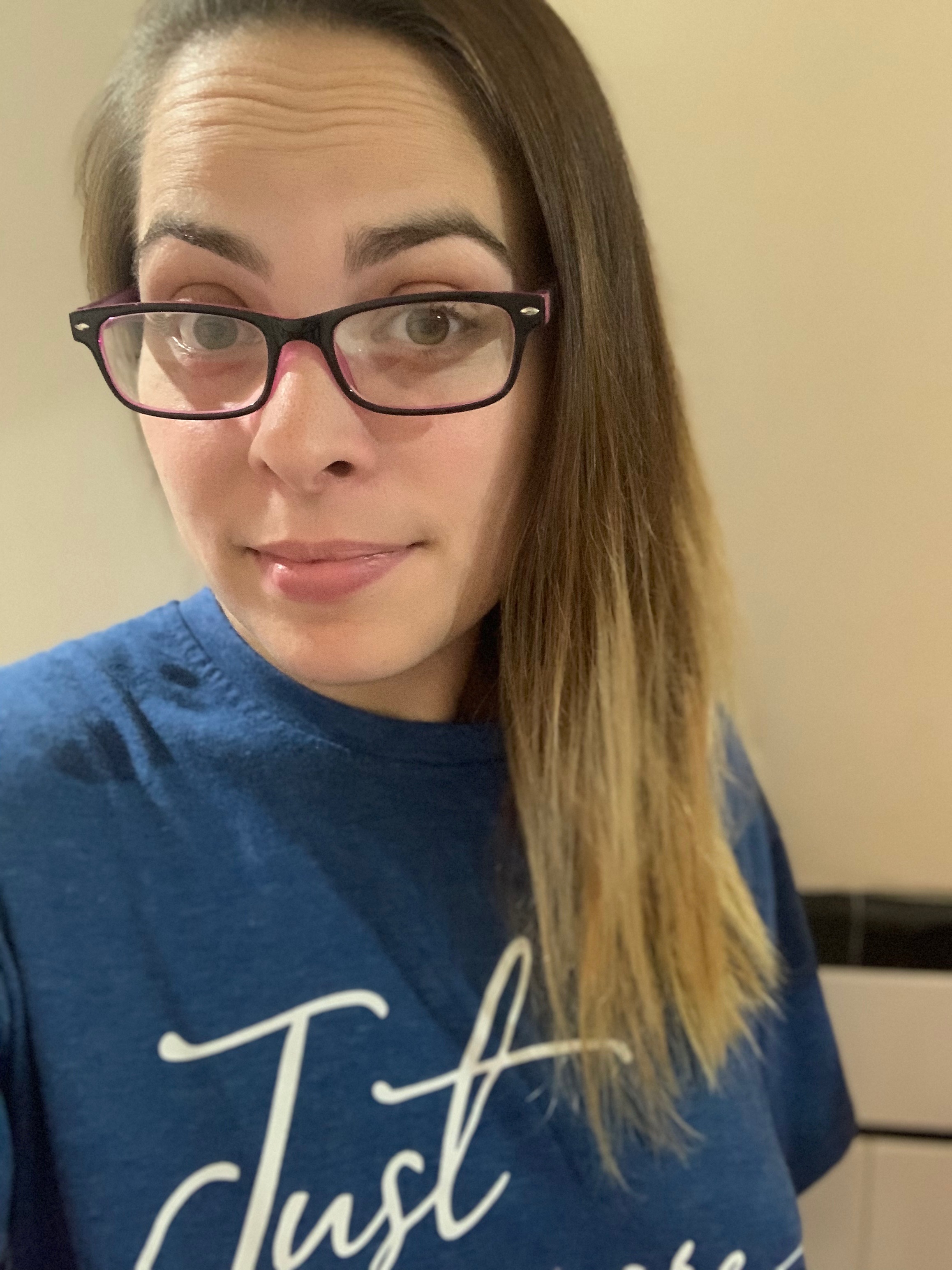 Amanda Cook — Bio Site