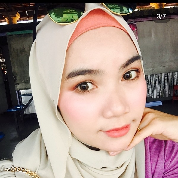 cekstilettomerah — Bio Site