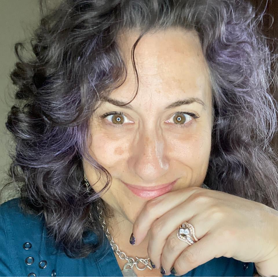 Darci Delamarter — Bio Site