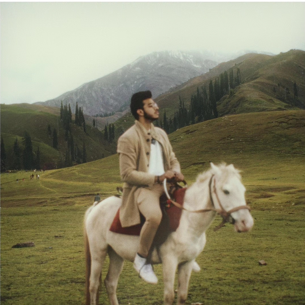 Rayyan Baig — Bio Site