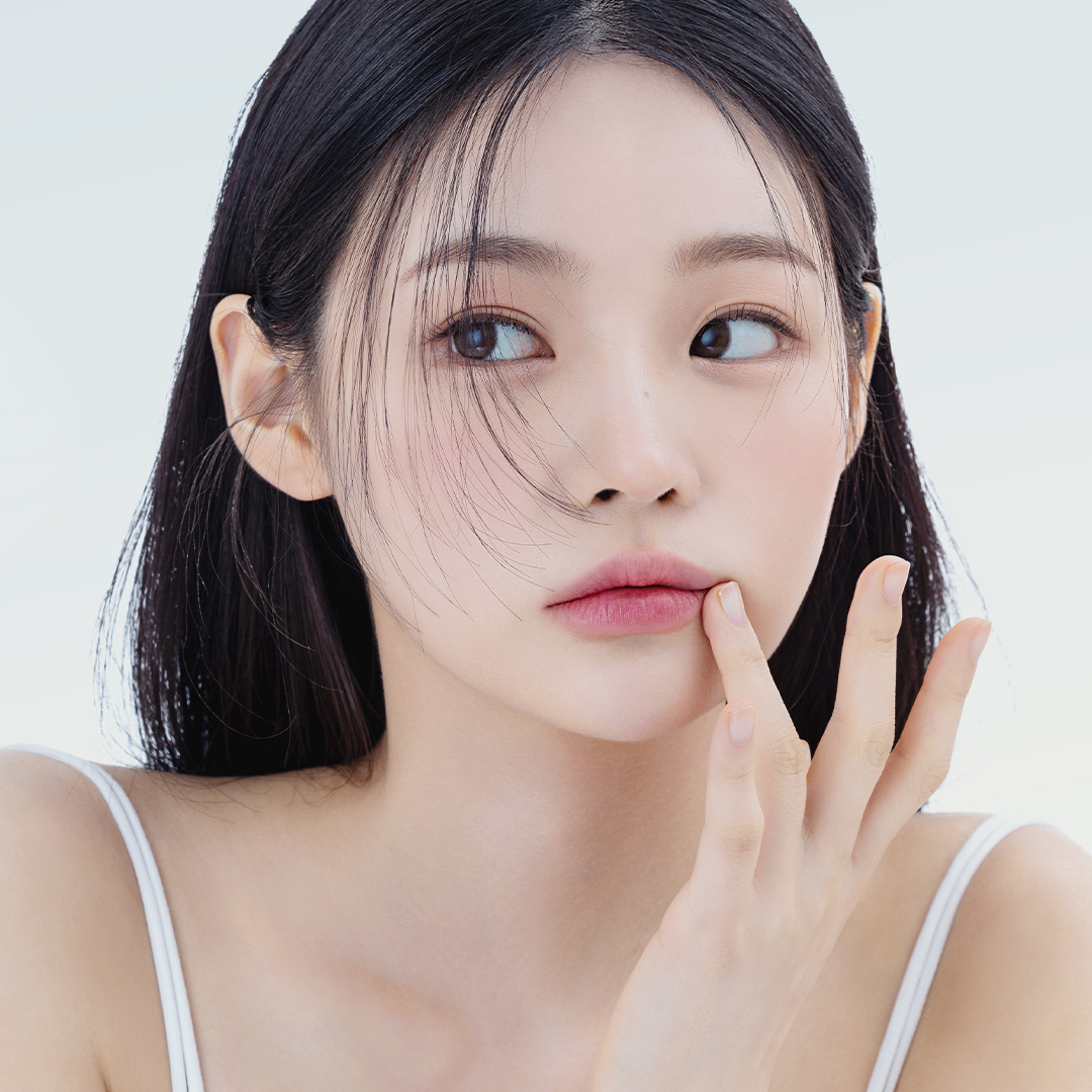 SEOL YOUNG — Bio Site