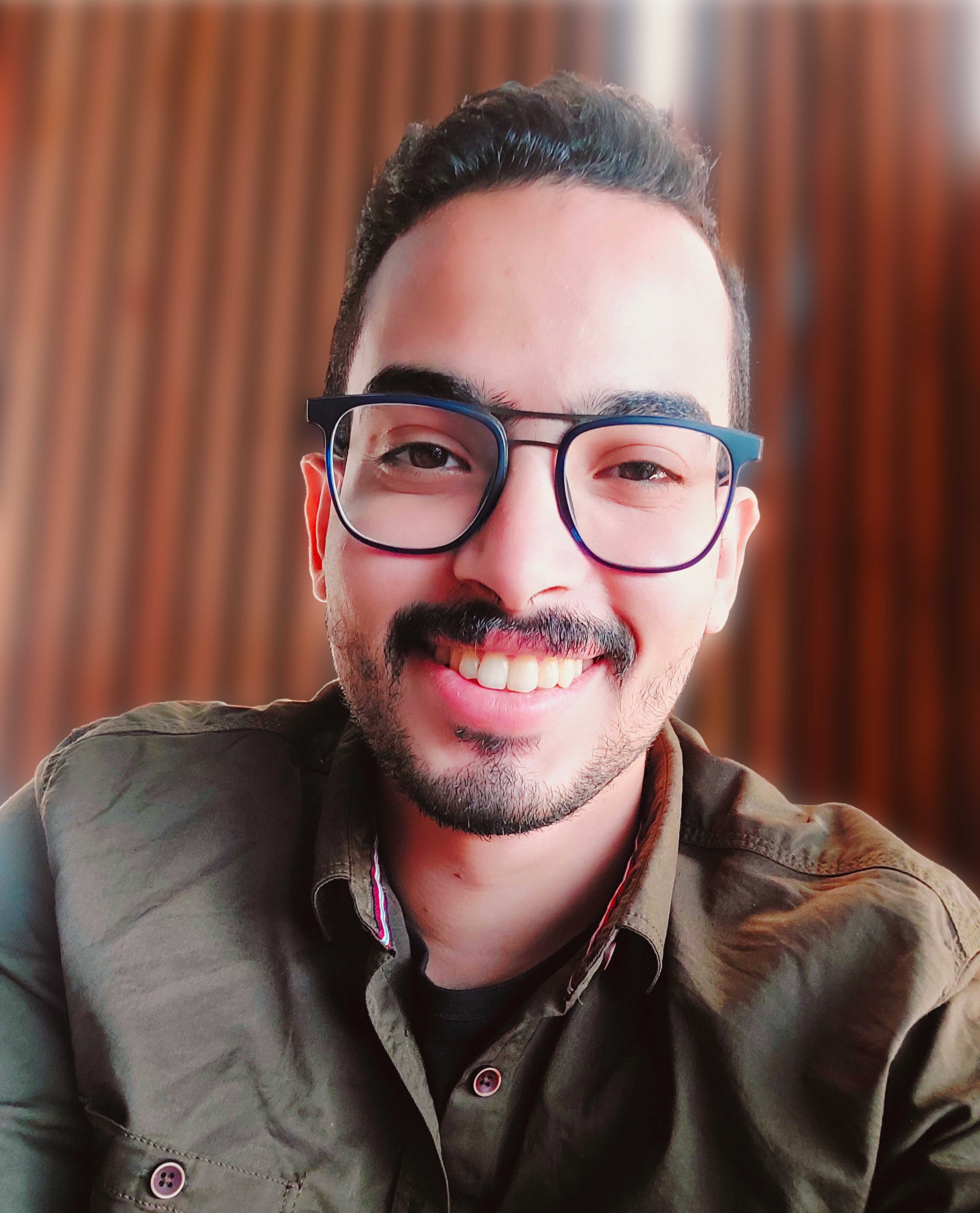 Mohamed Hashem — Bio Site 