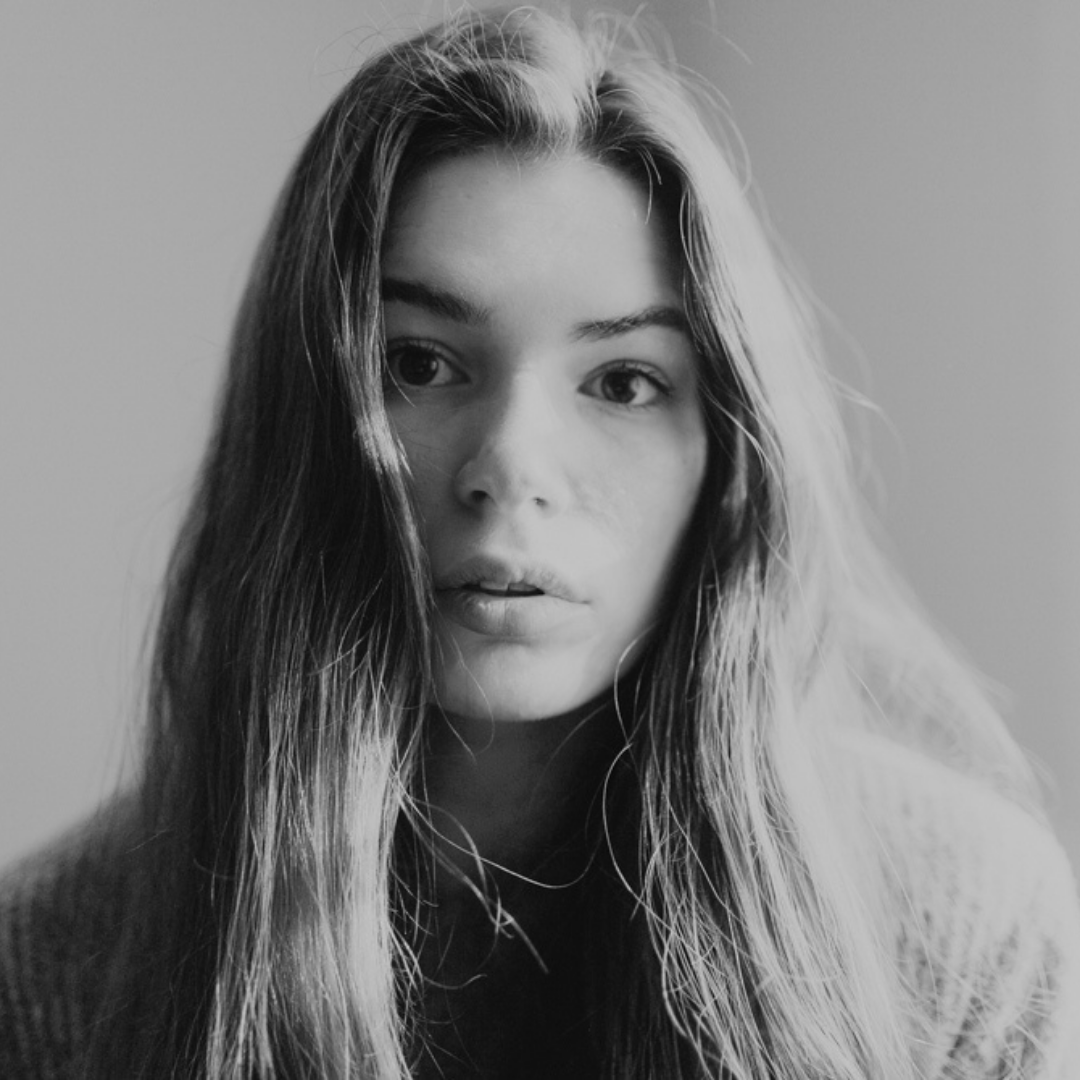 Hannah Pennington — Bio Site