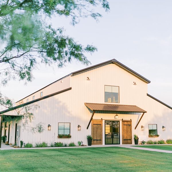 Davis & Grey Farms — Bio Site