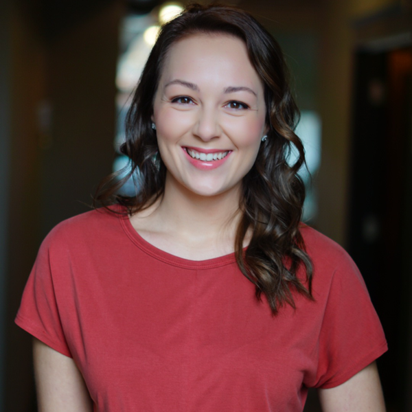 Hannah Gill — Bio Site