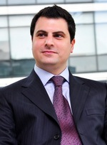 Xerxes Medora — Bio Site