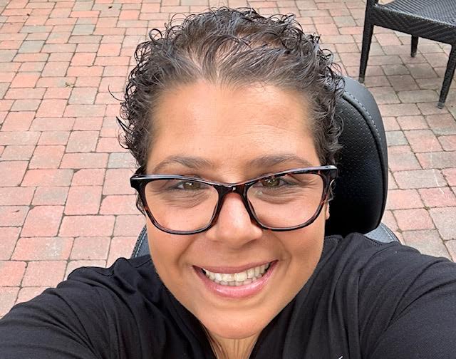 Danielle Nicosia — Bio Site