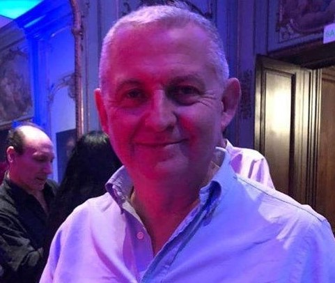 Alejandro J.Román — Bio Site