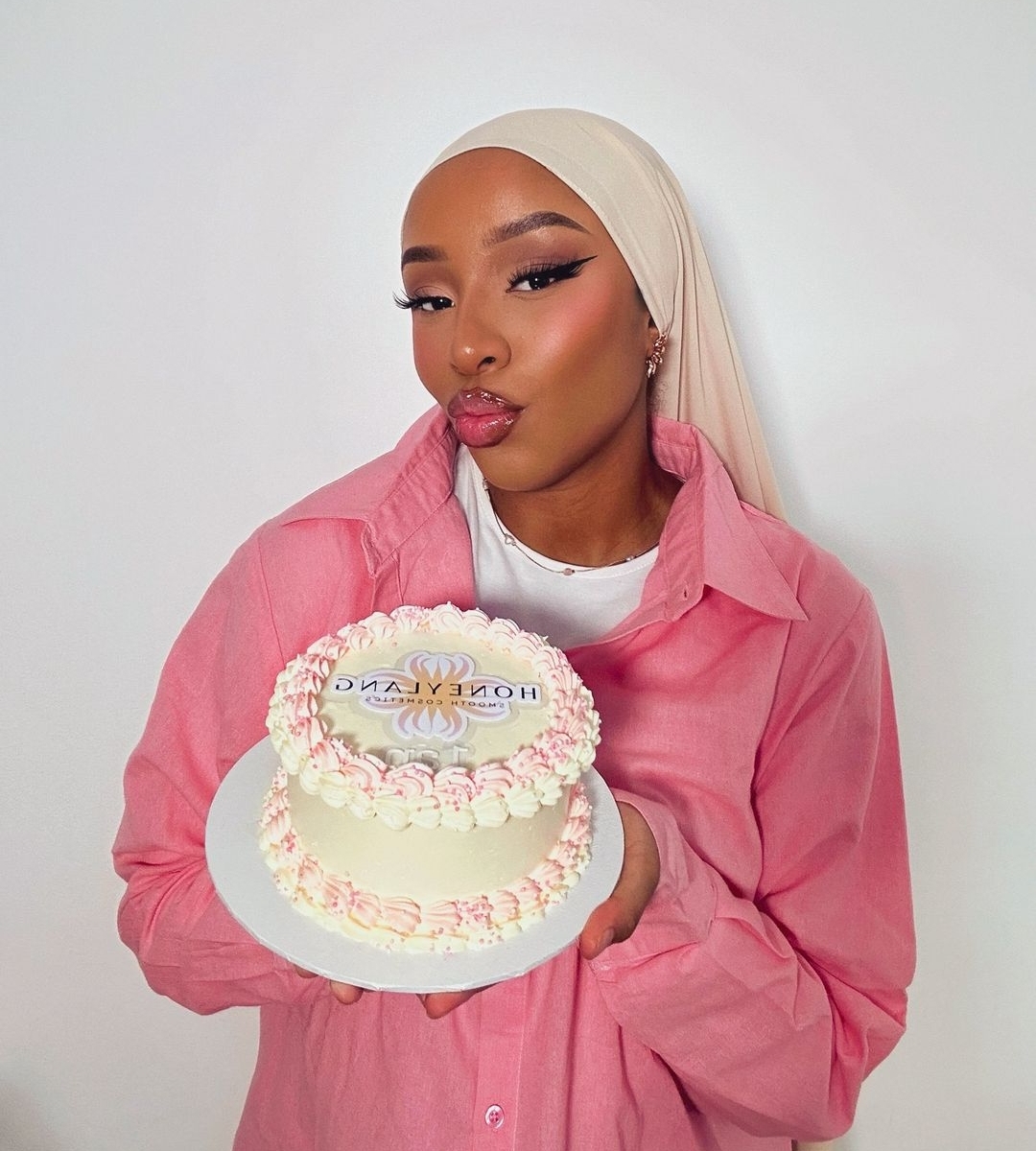 honeyshay — Bio Site