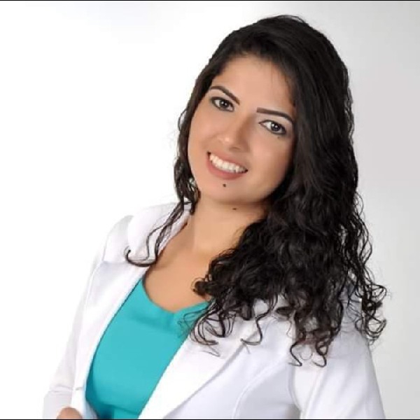 Ana Paula Batista — Bio Site