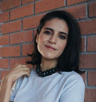 Ale Solís — Bio Site