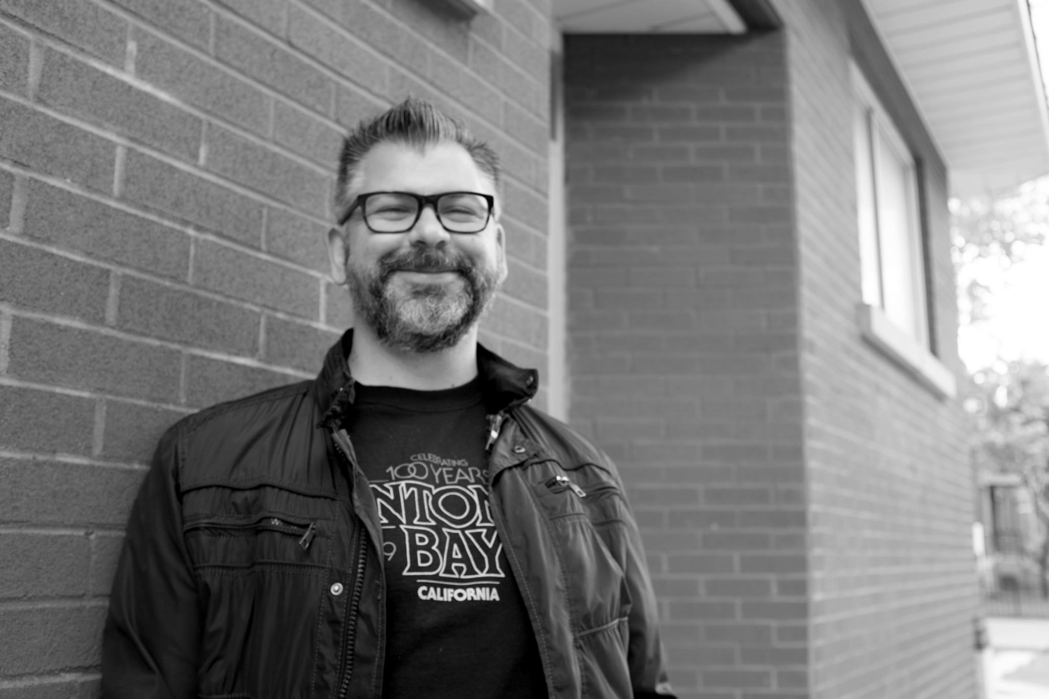 Fernando Acosta — Bio Site