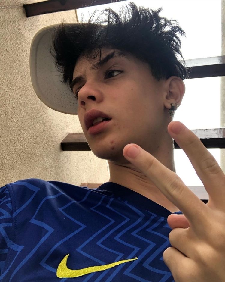 Luckyzz — Bio Site