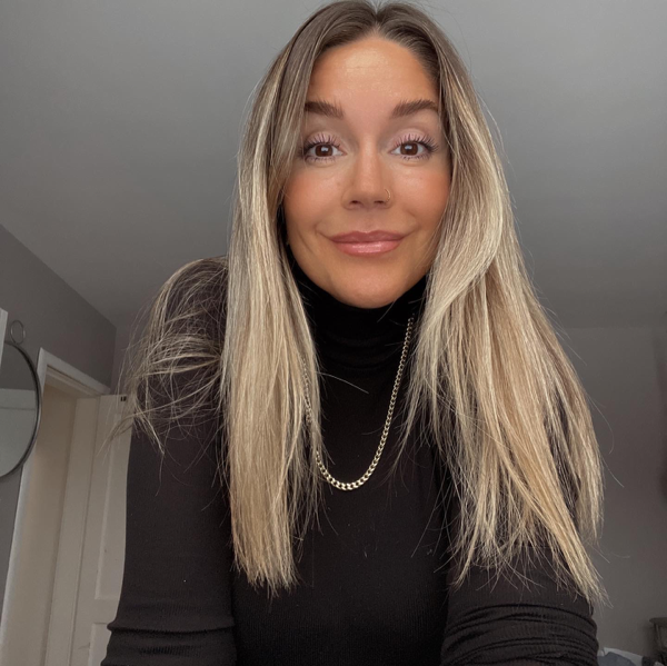 Jess Gillis — Bio Site